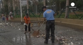 Philippine clean up after typhoon koppu-The Indian Express