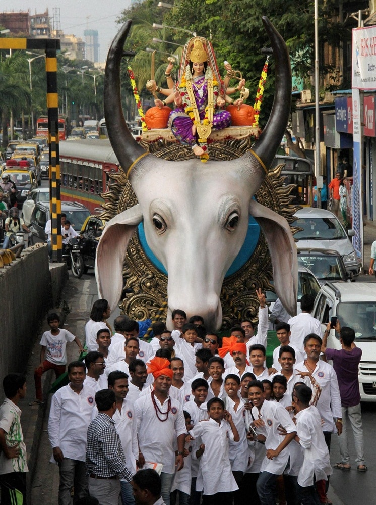 Five amazing visuals that perfectly capture the beginning of Navratri ...