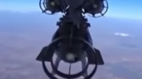 GoPro camera captures Russian jet dropping bombs on ISIS in Syria ...