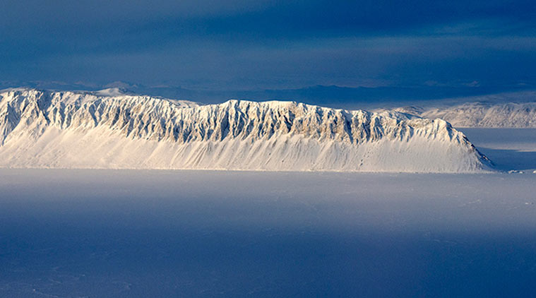 ‘Bizarre’ weather pushes temperature in North Pole above freezing point ...