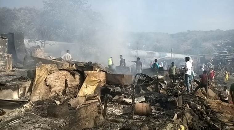 Fire at Damu Nagar slum: Over 25 gas cylinders explode; two killed ...