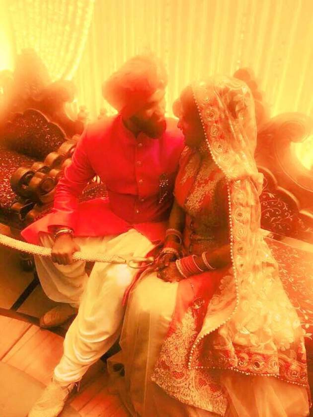 Aarya Babbar marries Jasmine Puri, see photos of newlyweds ...