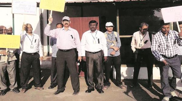 DRDO tech staff wear black ribbons at work to press their demands ...