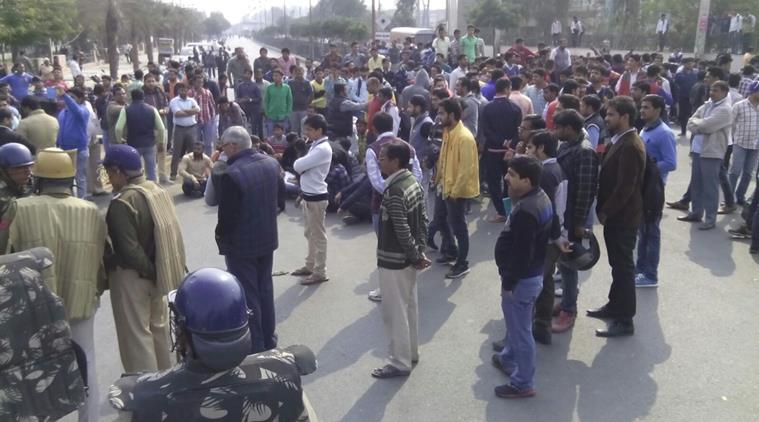 Jat reservation row: Agitations escalate on fourth day, road, rail ...