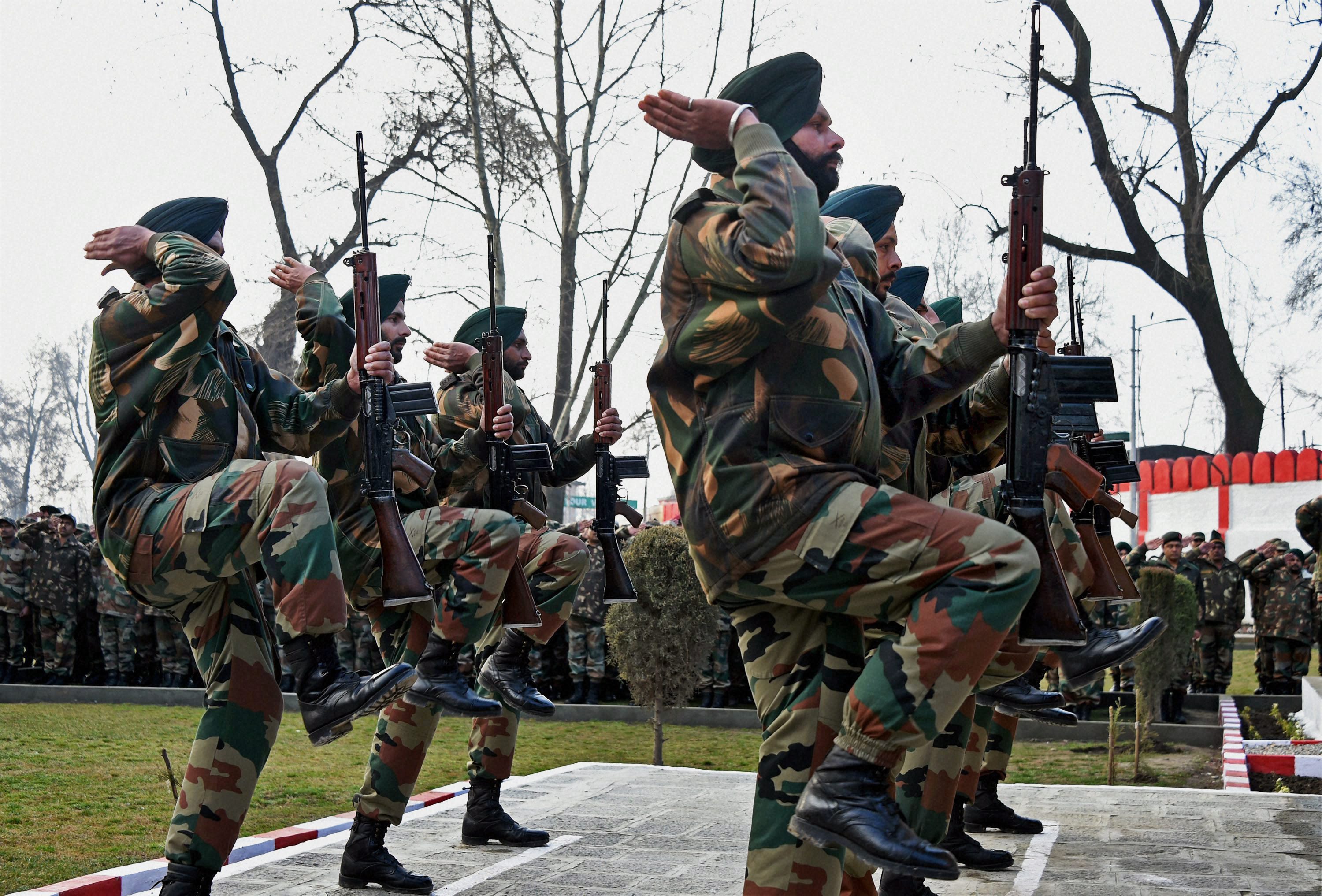 Pampore encounter: The 48-hour gunbattle that killed five soldiers ... Pampore encounter: The 48-hour gunbattle that killed five soldiers ...