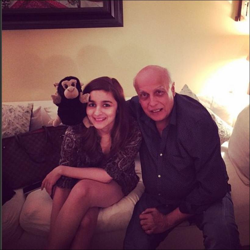 Happy Birthday Alia Bhatt, her pics with family and friends ...