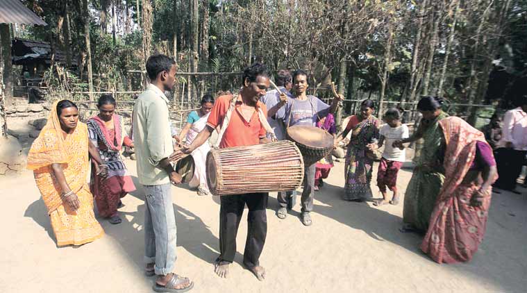 Meet the Asurs — a marginal tribe that describes Durga as a goddess who ...