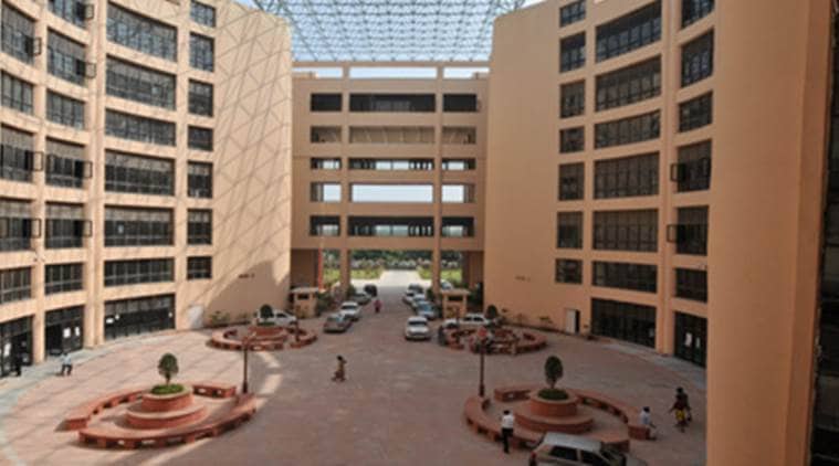 Bike-borne men open fire outside Dwarka court, 2 injured | Delhi News ...