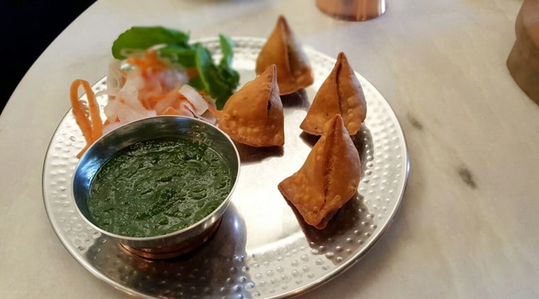 Crisp mini samosas: How to make India’s all time favourite snack | Food ...