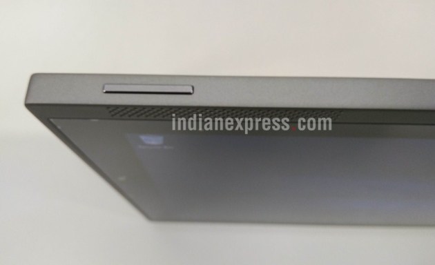 Smartron t-book Preview: Windows 10 convertible designed and engineered ...