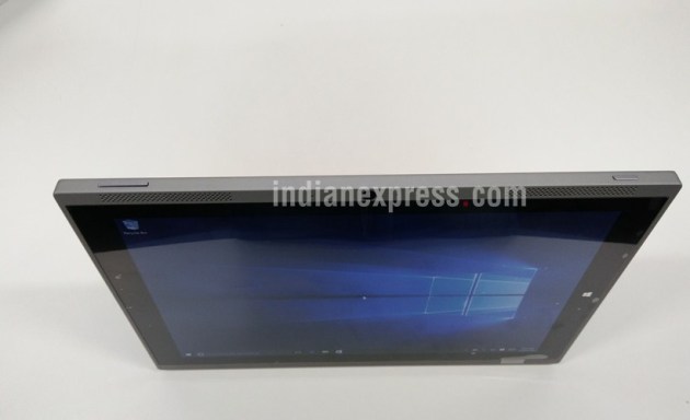 Smartron t-book Preview: Windows 10 convertible designed and engineered ...