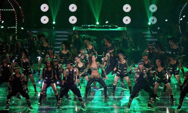 IPL 2016 Opening Ceremony: MS Dhoni’s wife Sakshi Dhoni makes a pretty ...