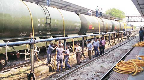 Villagers want water train to stop for them on way to Latur | India ...