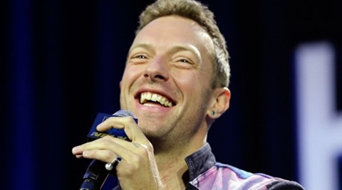 Chris Martin’s surprise performance at cancer hospital | Entertainment ...