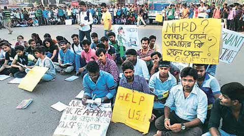 Hunger strike at unaffiliated Mlada institute: Students block national ...