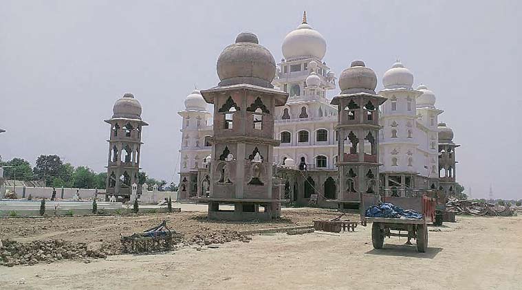 The elusive Baba Jai Gurudev in the Mathura mix | India News - The ...