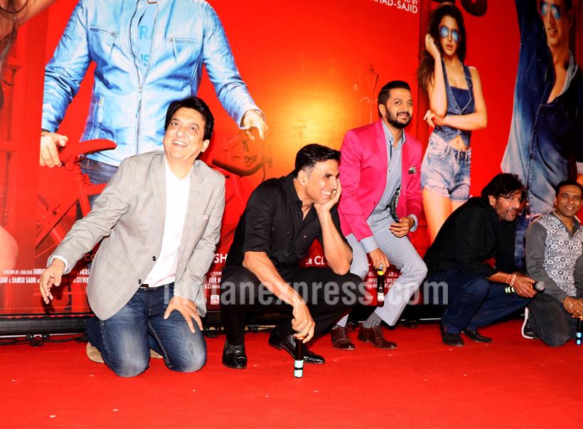 Akshay Kumar, Abhishek Bachchan, Riteish Deshmukh celebrate Housefull 3 ...