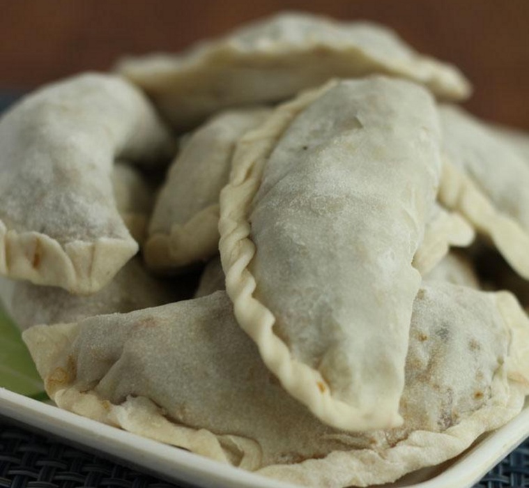 Make these Malabari Moplah mince meat pockets for your Iftar party ...