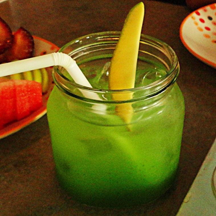 Beat the heat with this Mangaa cocktail | Food-wine News - The Indian ...