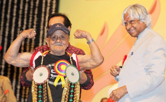 India’s Pocket Hercules Manohar Aich passes away, see pics | Sports ...