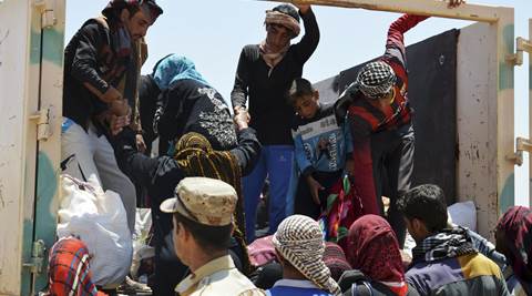 Fallujah violence: Iraq to probe human rights violations as thousands ...