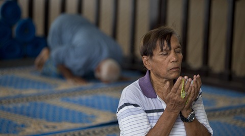 Myanmar: Religious tensions flare up after mosque destroyed | World ...