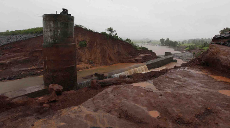 Maharashtra Irrigation scam: Former KIDC officials, contractor named in ...