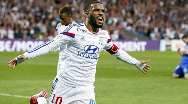 Alexandre Lacazette has medical prior to becoming record Arsenal ...