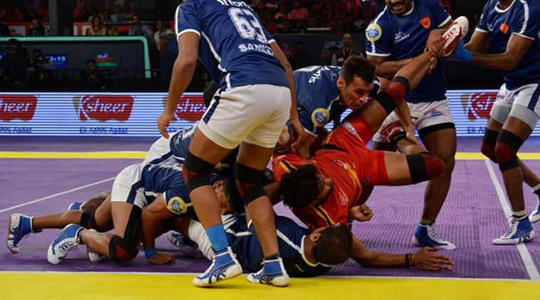 Pro Kabaddi season 4: Jaipur Pink Panthers beat Dabang Delhi 24-22 ...