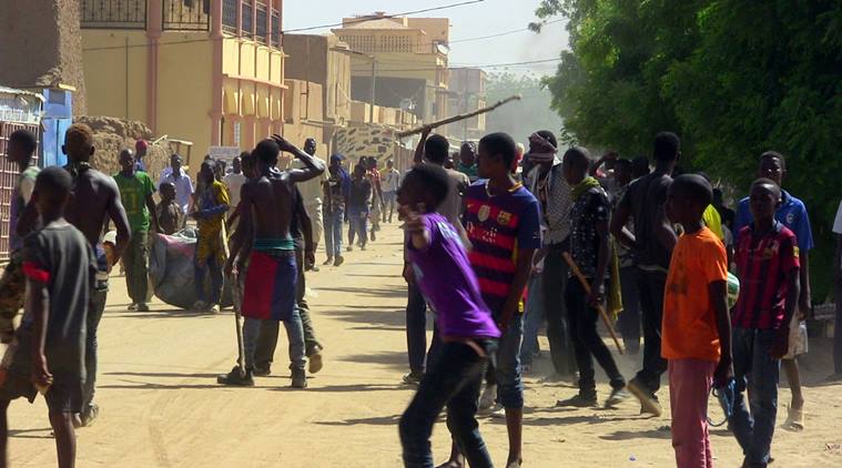 Mali: Emergency extended for 10 days as Islamist violence surges ...