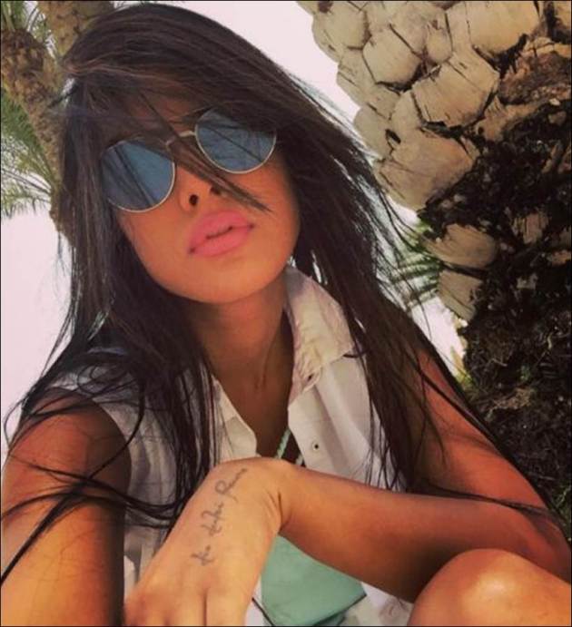 Nia Sharma shares bikini pics as she scorches Dubai during vacation ...