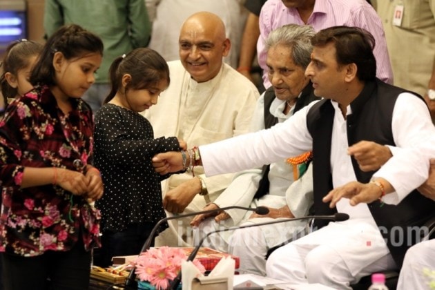 Raksha Bandhan: From PM Modi to Smriti Irani, how politicos celebrated ...