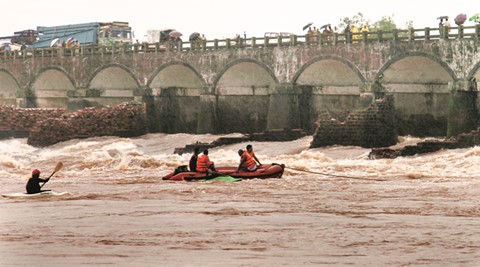 Mahad bridge collapse: Officials blame abnormal rains for last two days ...
