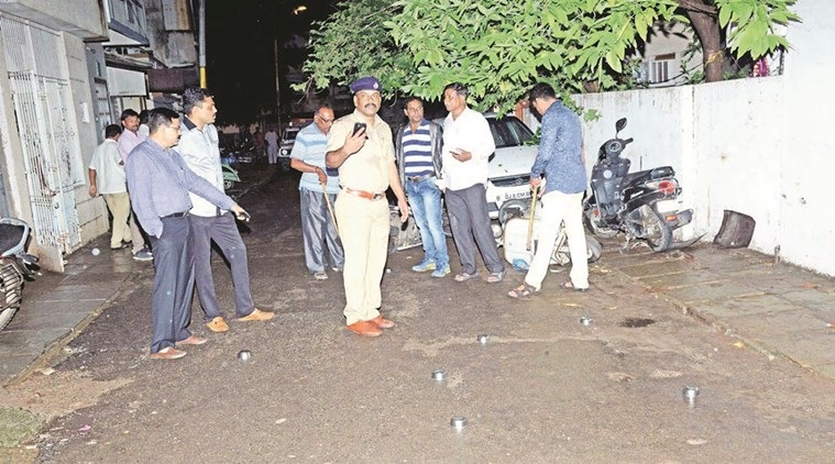 Pune crime branch nabs gangster in Vadodara, two cops injured | India ...
