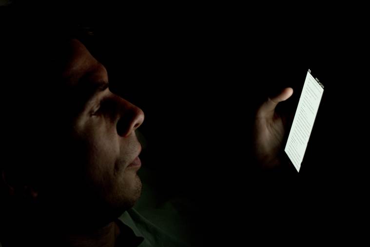 Smartphone use at night may not be that harmful: Study | Health News ...