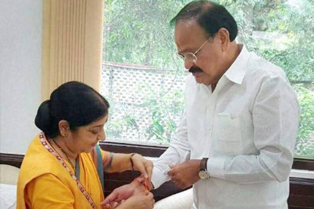Raksha Bandhan: From PM Modi to Smriti Irani, how politicos celebrated ...