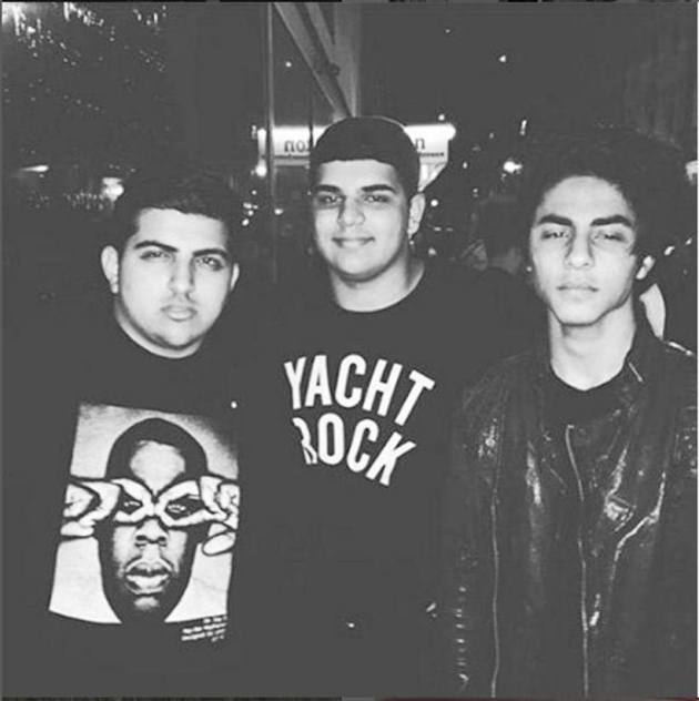 Aryan Khan, why do you never smile for camera? | Entertainment Gallery ...