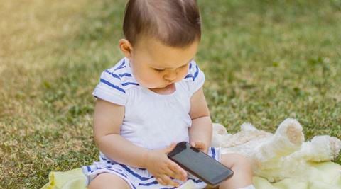 Toddlers using touchscreens develop better motor skills: Study | Life ...