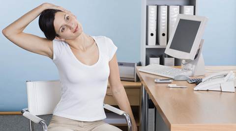 Simple workout routine at office that will keep you fit | Fitness News ...