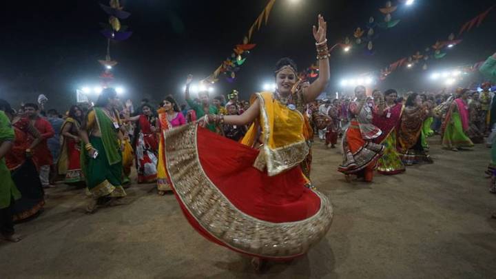 Navratri 2016: Ramleela performances, Garba and Dandiya celebrations ...
