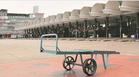 Saffron, Red terror has reached its peak in Kerala, says Congress ...