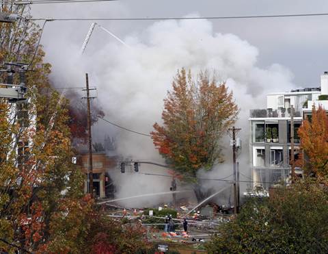 Portland gas explosion: Firefighter tossed up to 20 feet, hailed as a ...