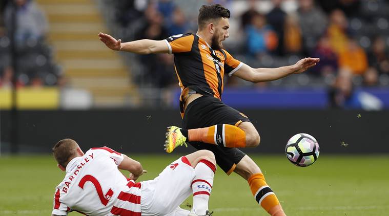 Hull City’s Robert Snodgrass ruled for a month | Football News - The ...