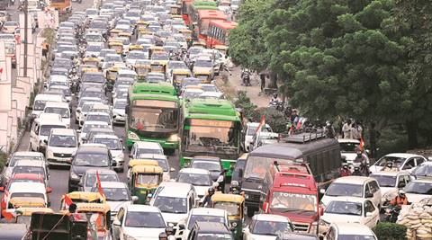 Surge in vehicles leads to increase in peak traffic hours in Delhi ...