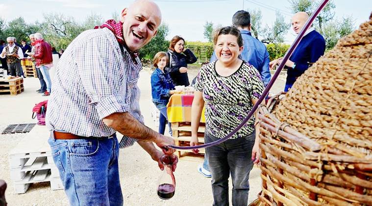 Italian vineyard opens first ever 24-hour free wine fountain! Salute ... Italian vineyard opens first ever 24-hour free wine fountain! Salute ...