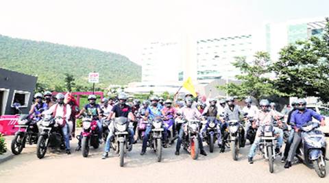 Pune: Motorbike rally held to spread awareness on road safety | Pune ...