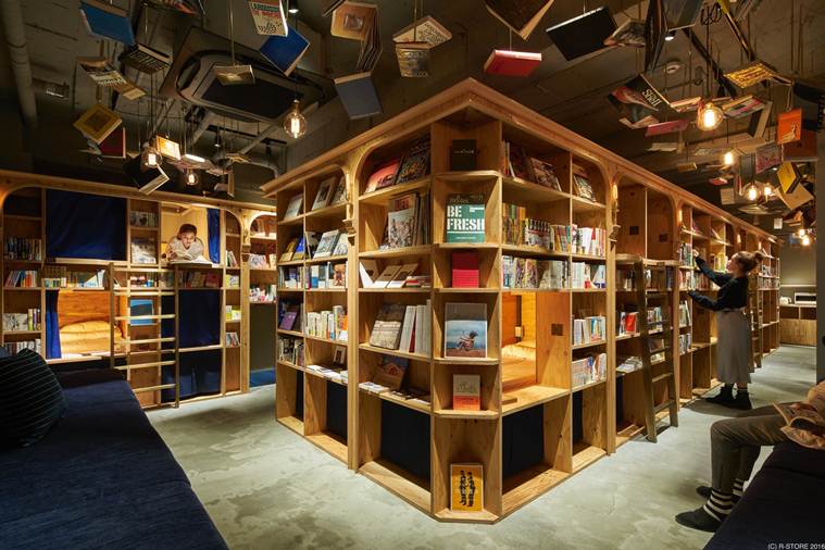 Want to live in a book shelf, reading your favourite books? In Japan ...