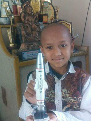 Google Boy Kautilya Pandit stumps Super 30 students | Education News ...