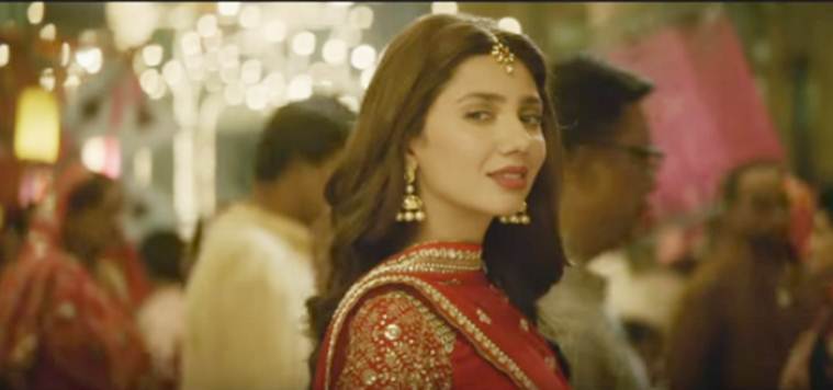 Raees trailer: Not Kaabil, Shah Rukh Khan vs Nawazuddin Siddiqui is the ...