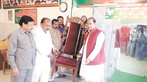 To repeat 2014 success, BJP brings out ‘lucky’ chair for Narendra Modi ...